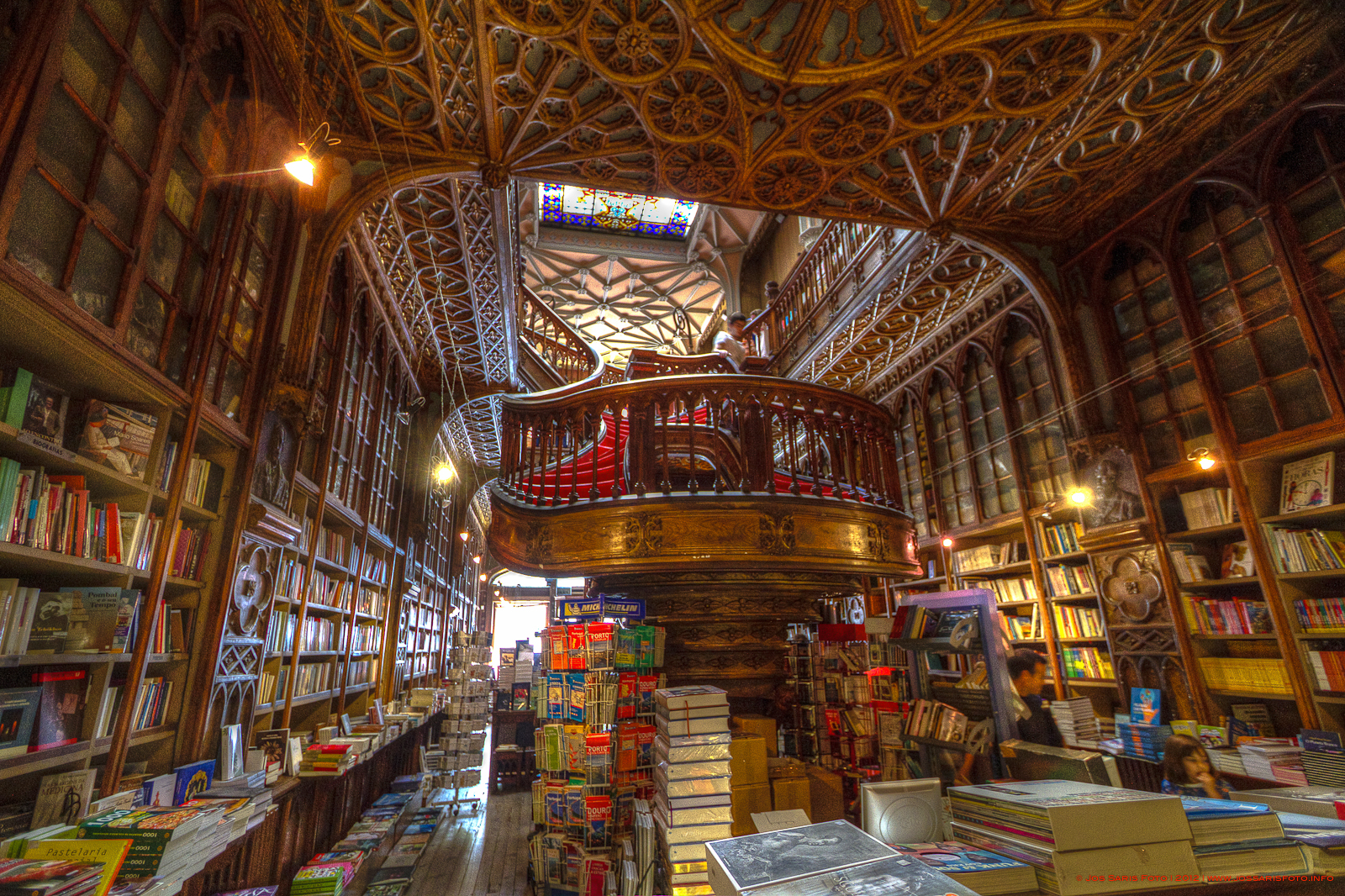 Solve Librería Lello e Irmão, Oporto (Porto, Portugal) jigsaw puzzle ...