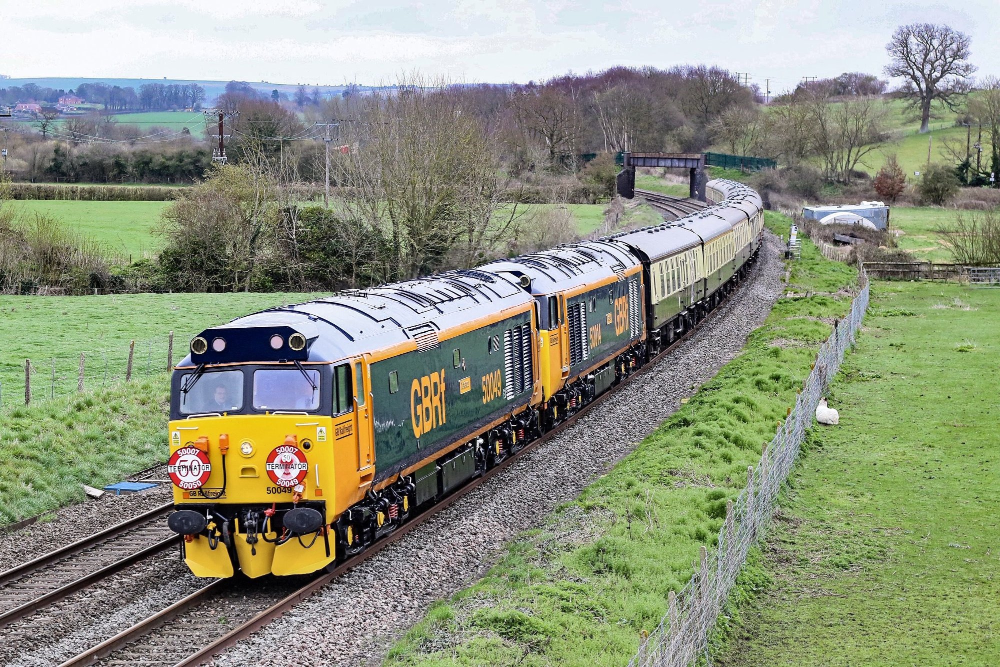 Solve GBRf Class 50's 50049 Defiance and 50014 Warspite. jigsaw puzzle ...