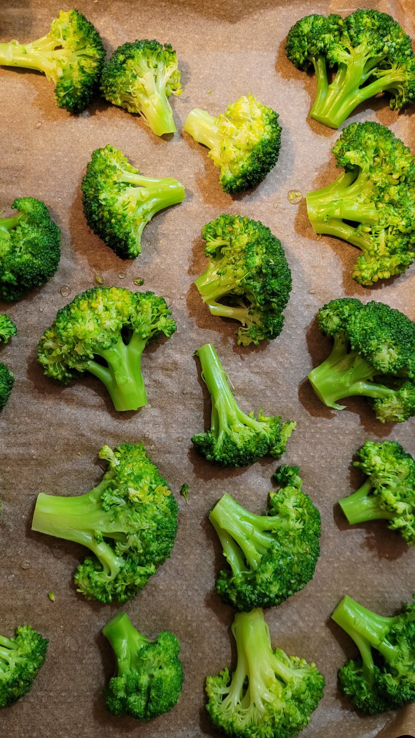 Solve Heute gibt's Broccoli jigsaw puzzle online with 84 pieces