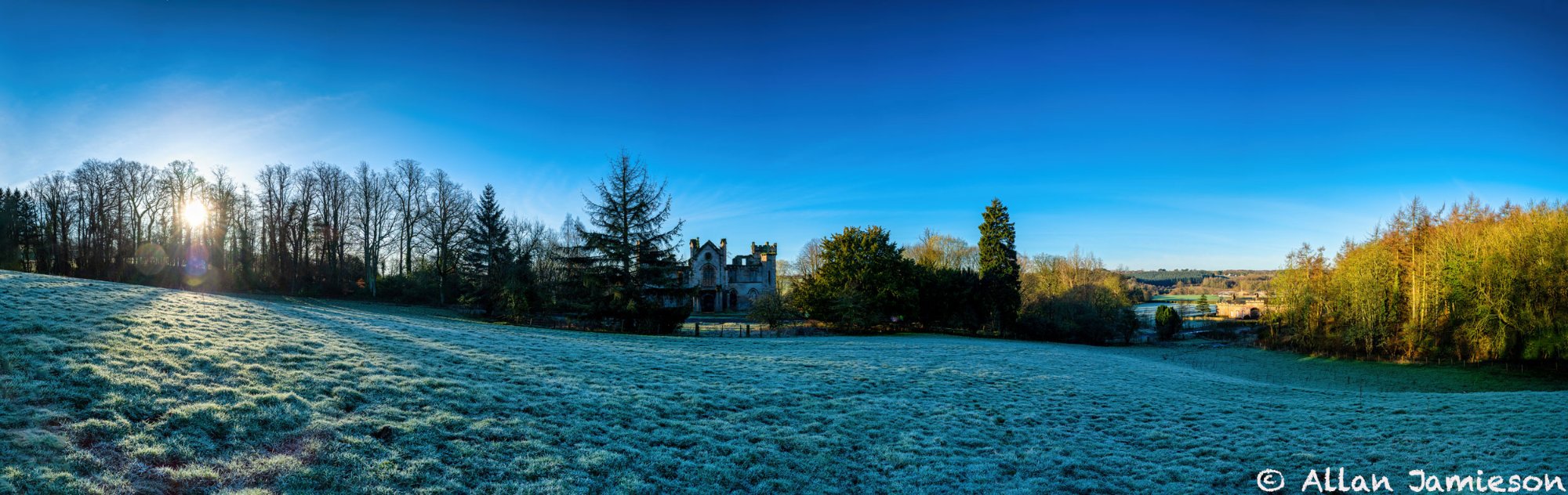 Solve Cambusnethan Priory & Stables jigsaw puzzle online with 85 pieces