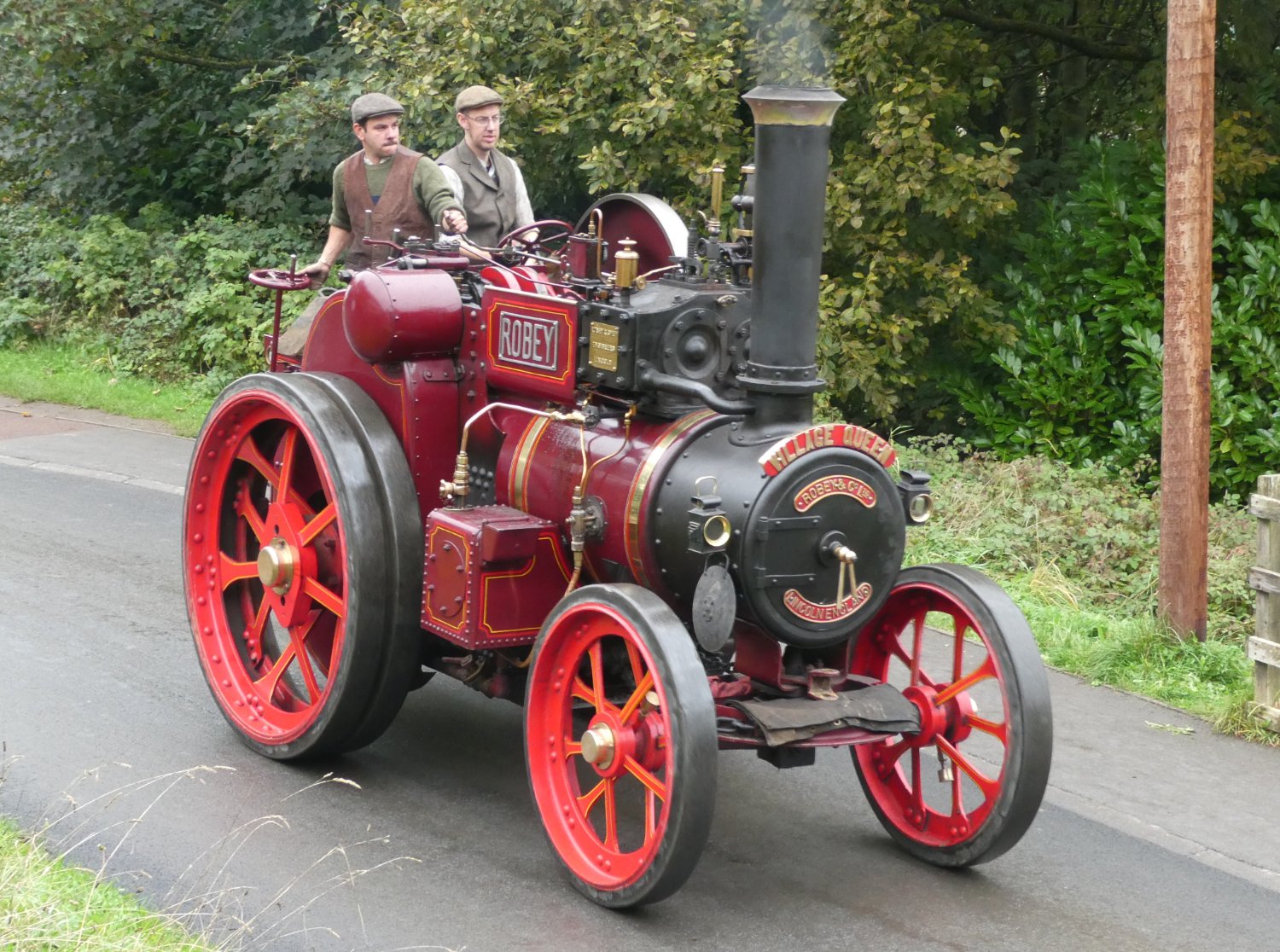 Solve Robey Steam Tractor 33957 "Village Queen" jigsaw puzzle online ...
