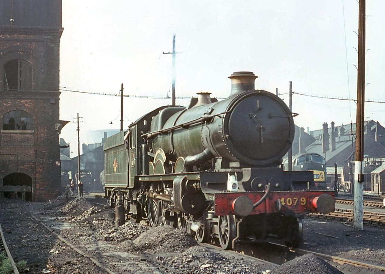 Solve GWR Castle Class 4-6-0 4079 Pendennis Castle, Swindon shed, 1964 ...