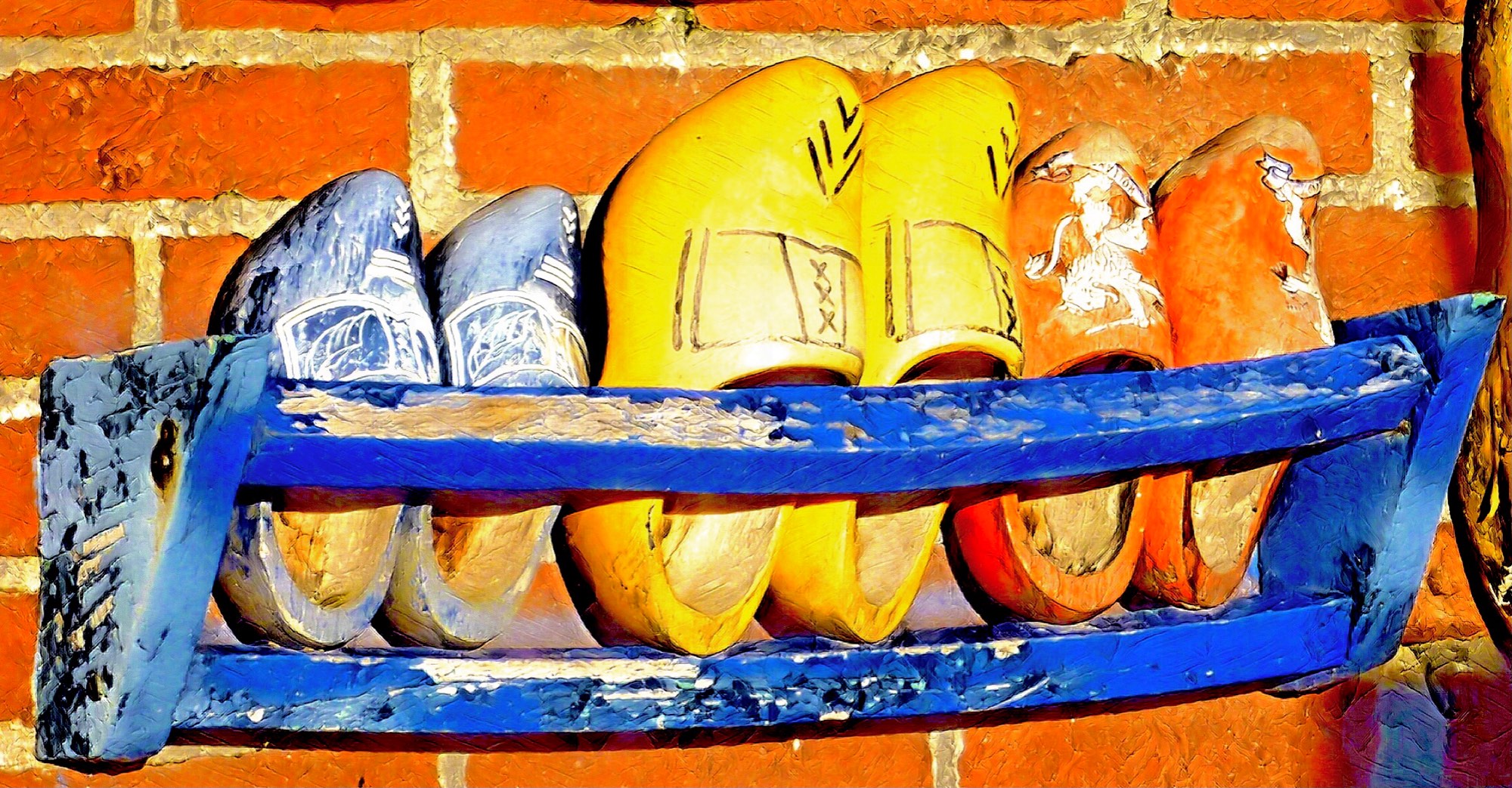 Solve Wooden shoes jigsaw puzzle online with 200 pieces