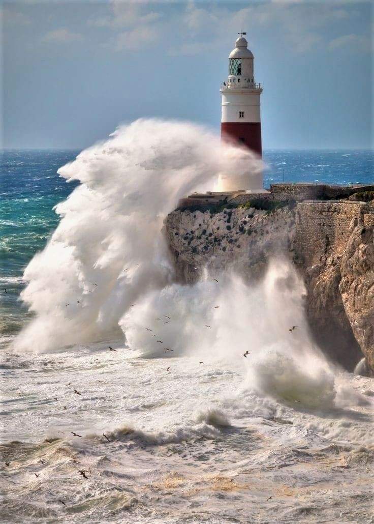 Solve The waves beating at the base of the lighthouse jigsaw puzzle ...