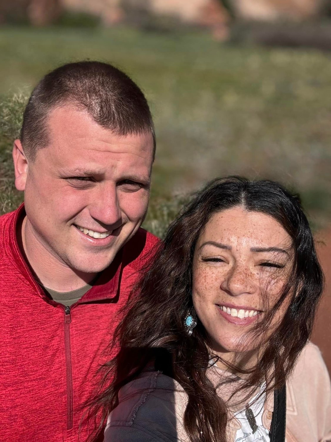 Solve Son and daughter in law jigsaw puzzle online with 594 pieces