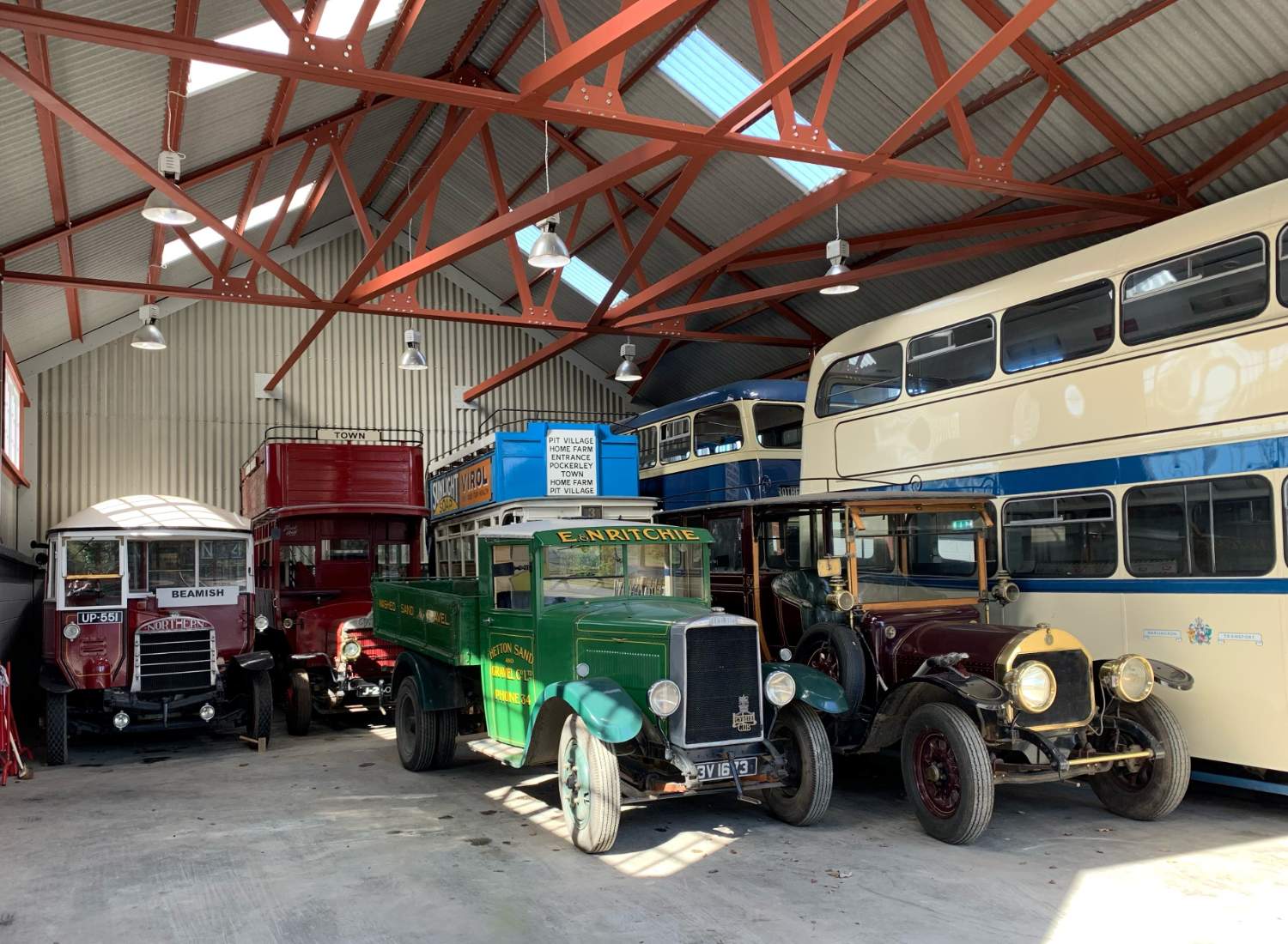 Solve Restorations and Replicas jigsaw puzzle online with 108 pieces