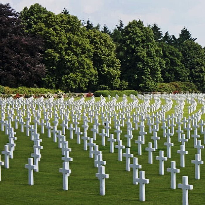 Solve Remember the Fallen jigsaw puzzle online with 25 pieces