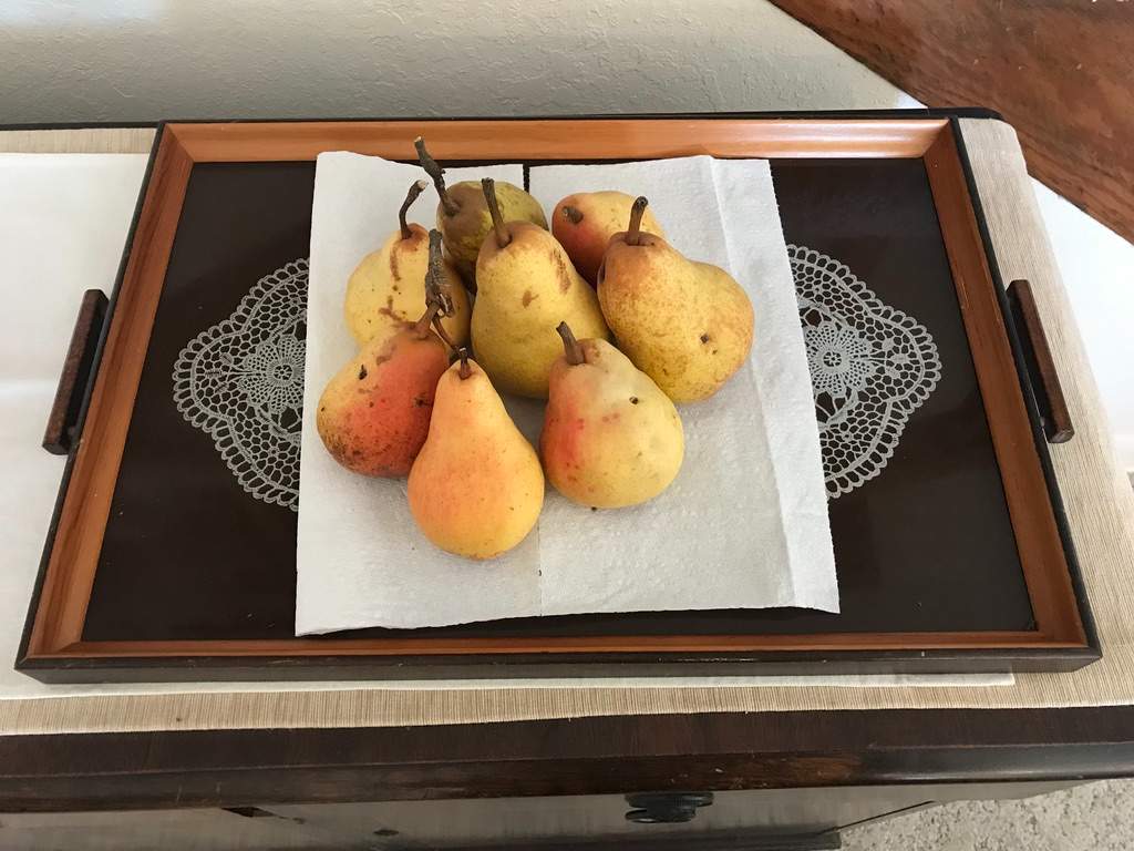 Jigsaw Puzzle | Pears From Our 70 Year Old Trees | 80 pieces | Jigidi