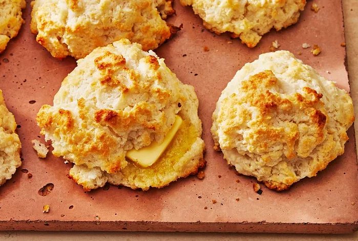 Solve drop biscuits jigsaw puzzle online with 88 pieces