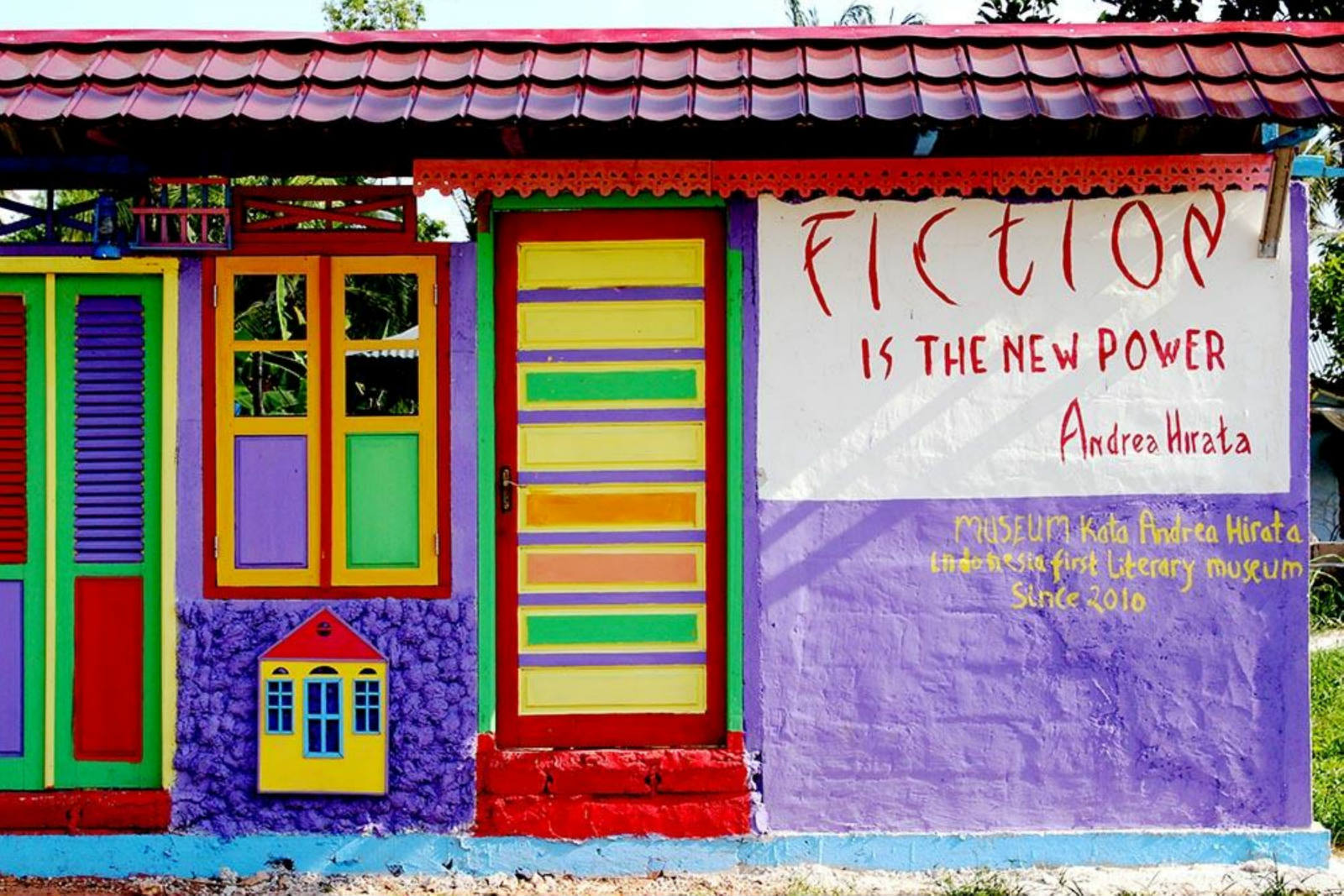 Solve Jakarta-Indonesia jigsaw puzzle online with 442 pieces