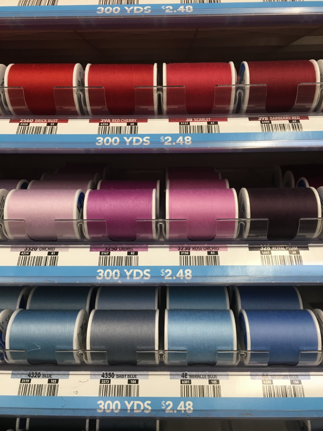 Solve Thread! jigsaw puzzle online with 63 pieces