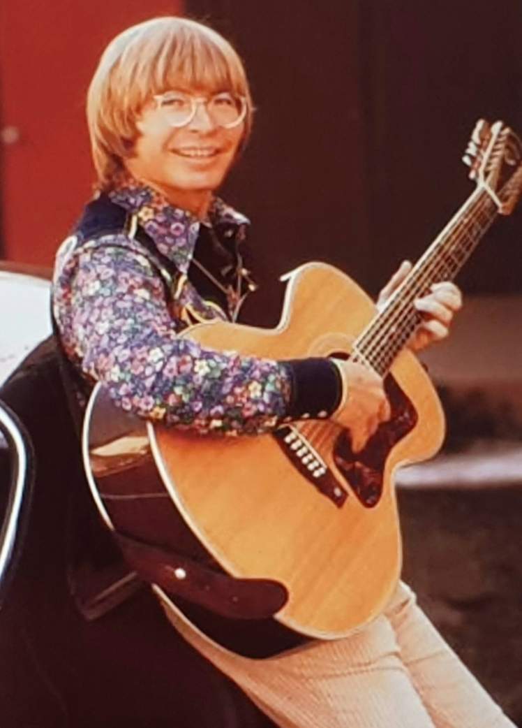 Solve MATTHEW...JOHN DENVER jigsaw puzzle online with 20 pieces