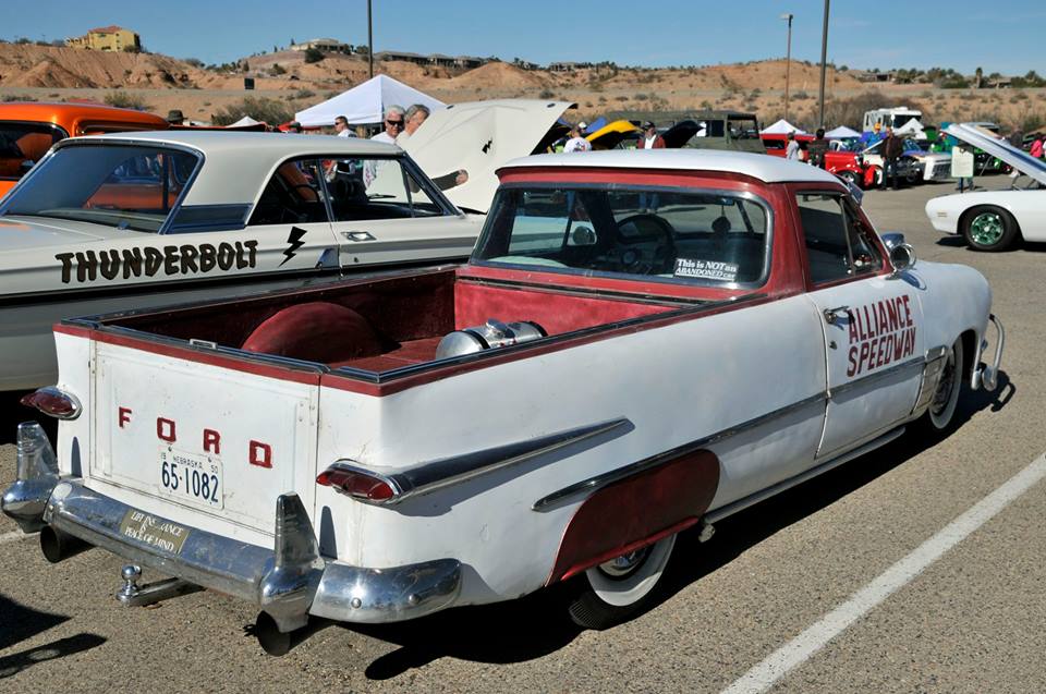 Solve 1950 Ford Ranchero custom w 51 tail lights jigsaw puzzle online ...