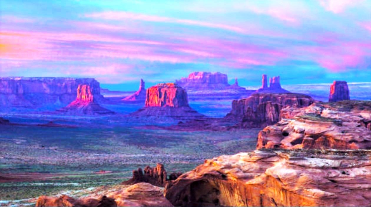 Solve "Other-Earthly Vision" jigsaw puzzle online with 60 pieces