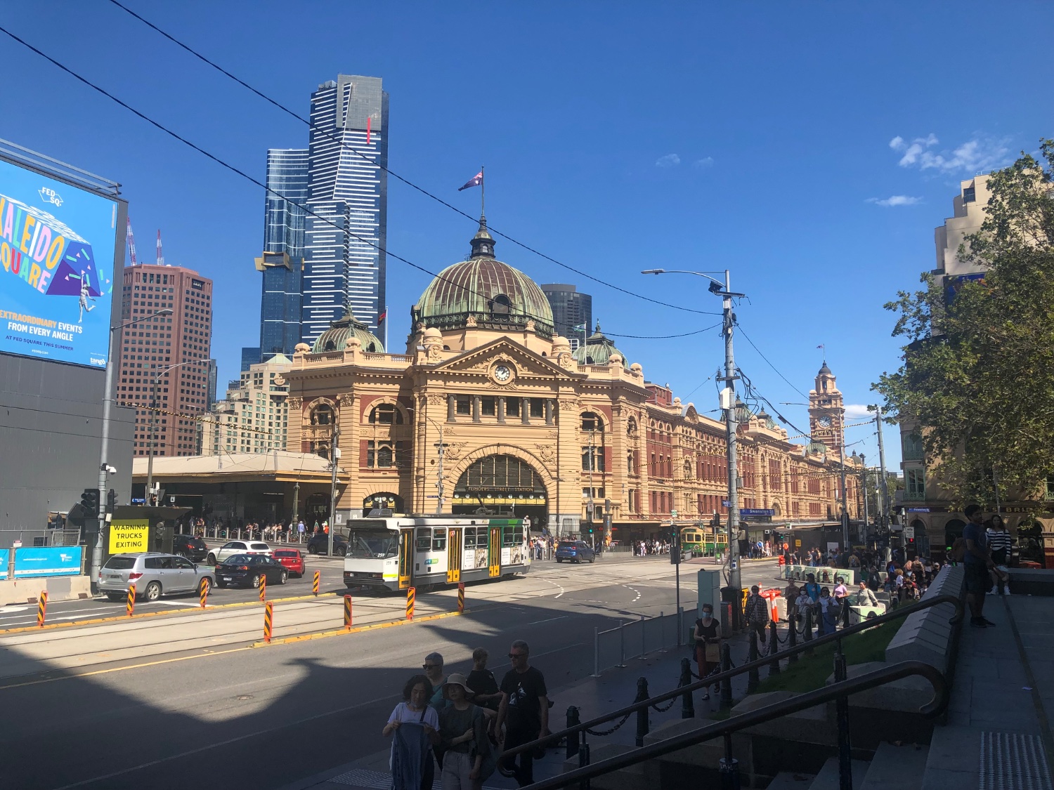 Solve Flinders Street jigsaw puzzle online with 12 pieces Solve Flinders Street jigsaw puzzle online with 12 pieces