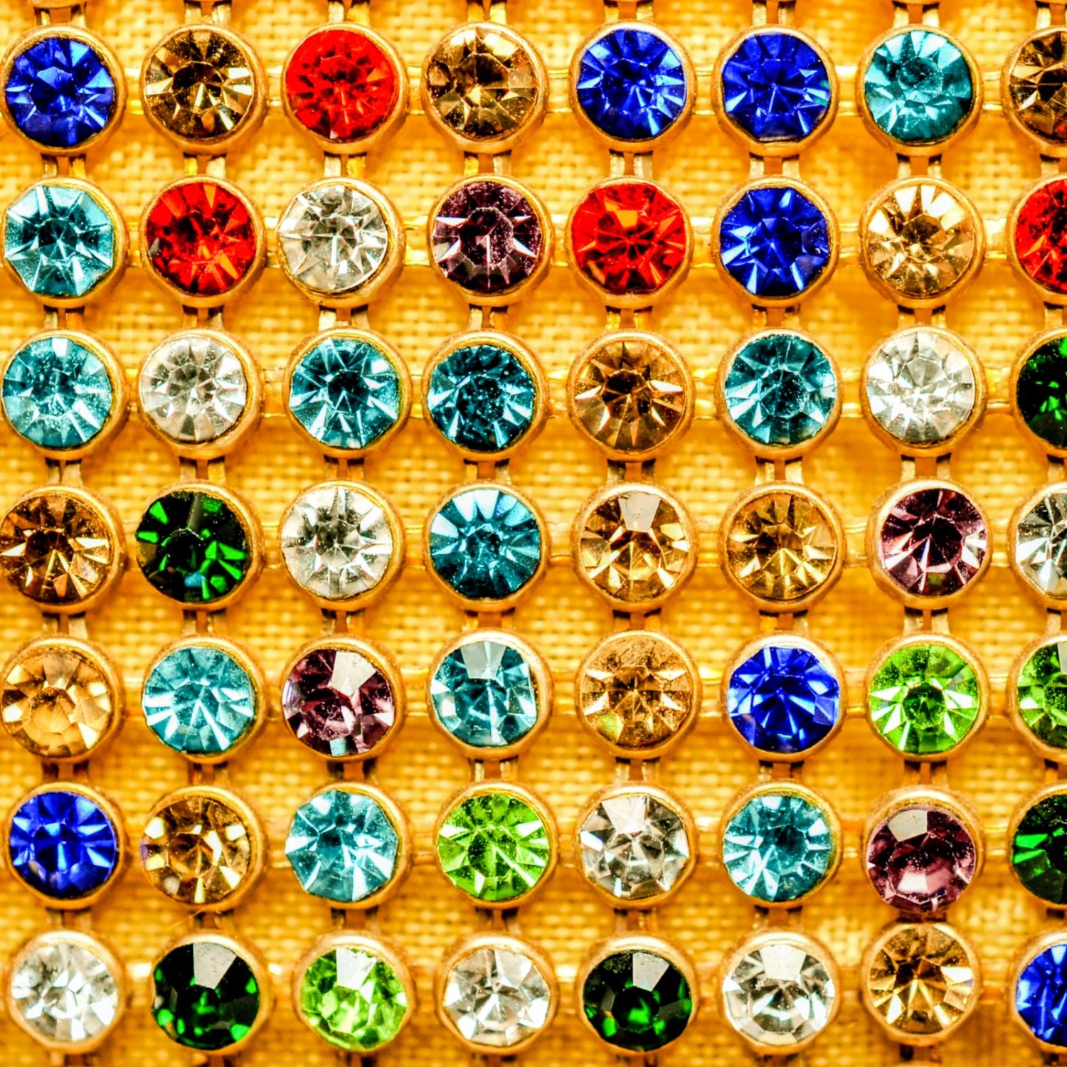 Solve Beautiful gem stones. jigsaw puzzle online with 64 pieces