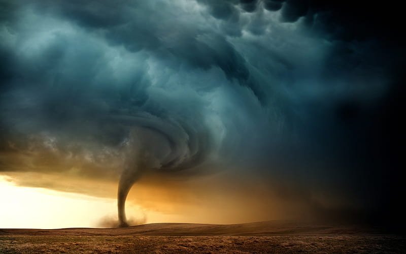 Solve Tornado jigsaw puzzle online with 104 pieces
