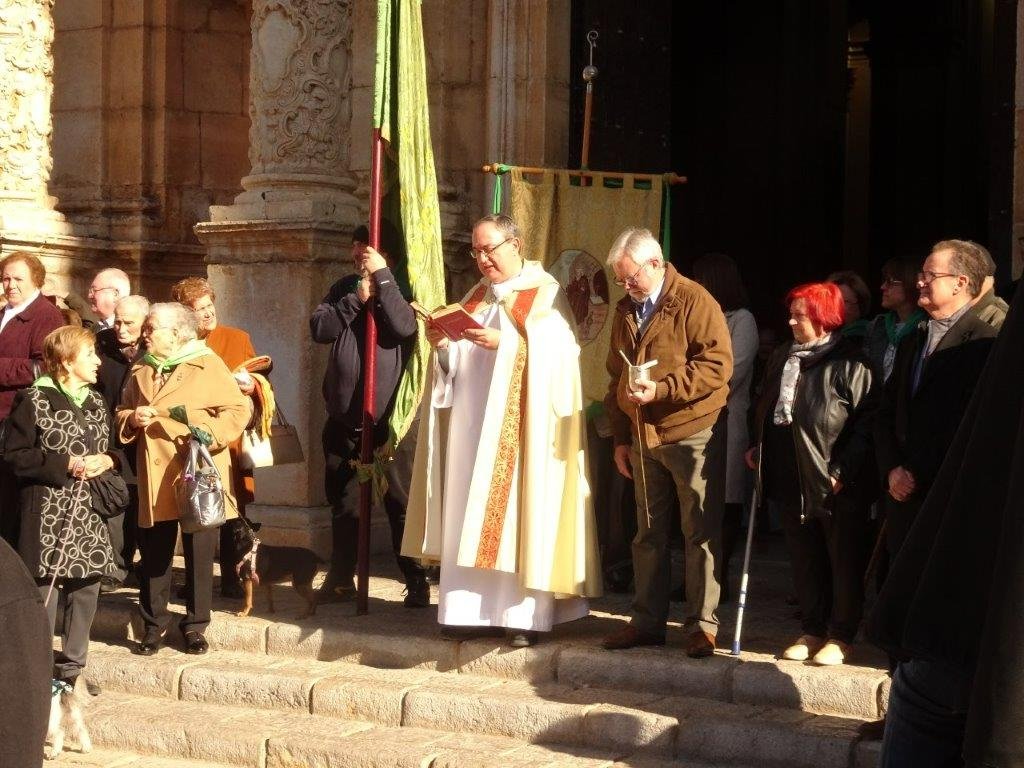 Solve Series Spain: Blessing of the animals. The parson is 'proclaiming ...