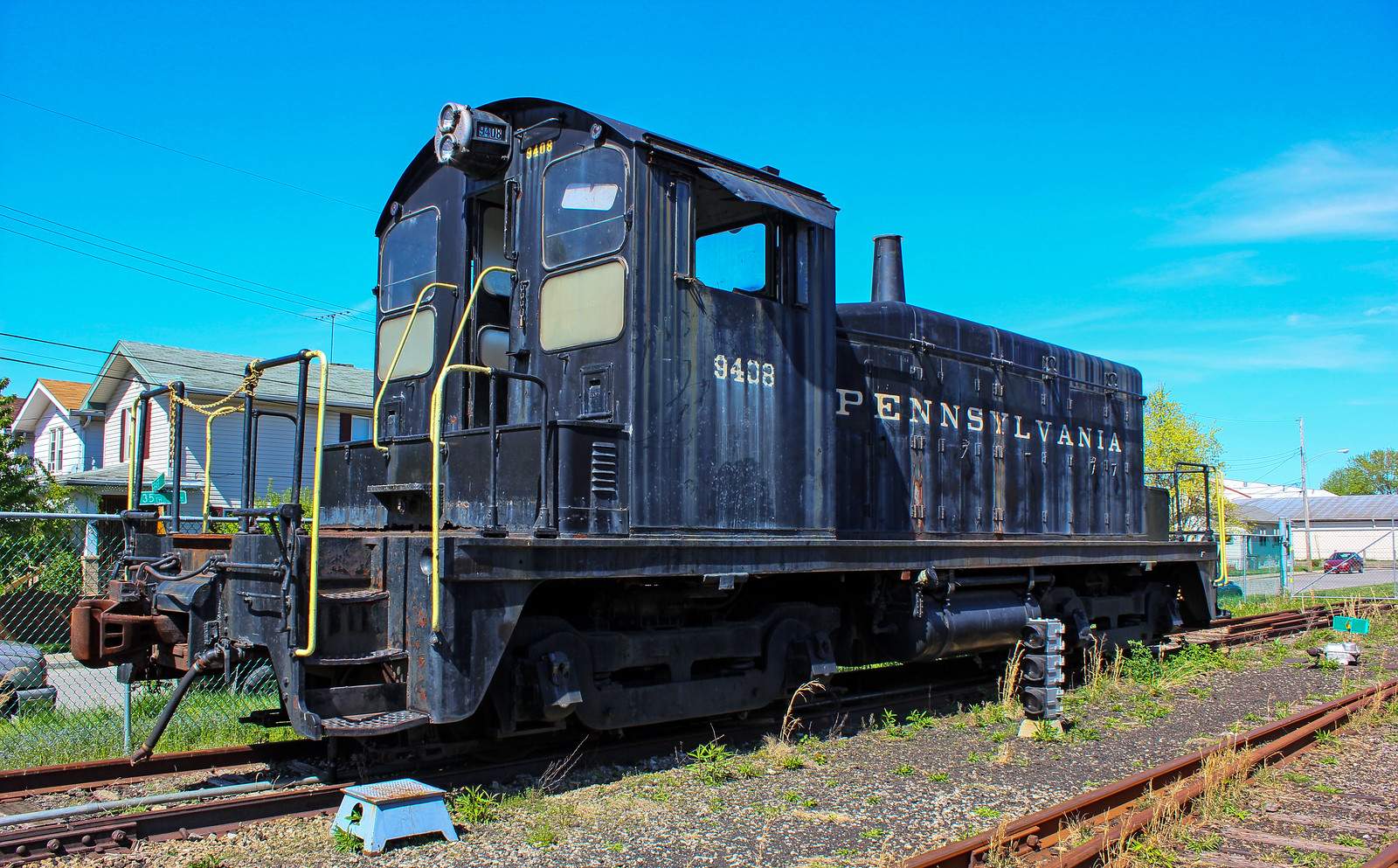 Jigsaw Puzzle | prr#9408 emd sw1 built 1950, powered by a v6 diesel producing about 600 hp | 126 ...