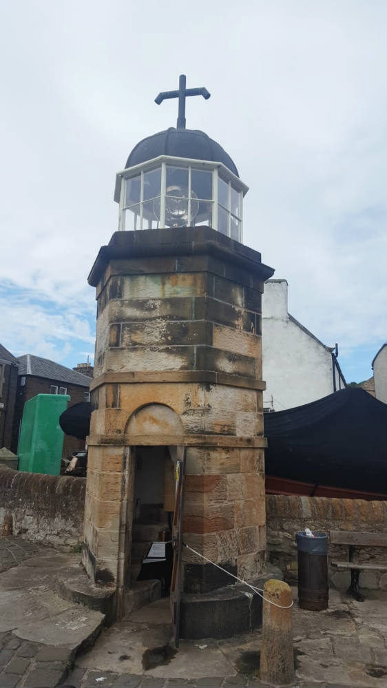 Solve Harbour Light Tower North Queensferry, Fife, Scotland jigsaw ...