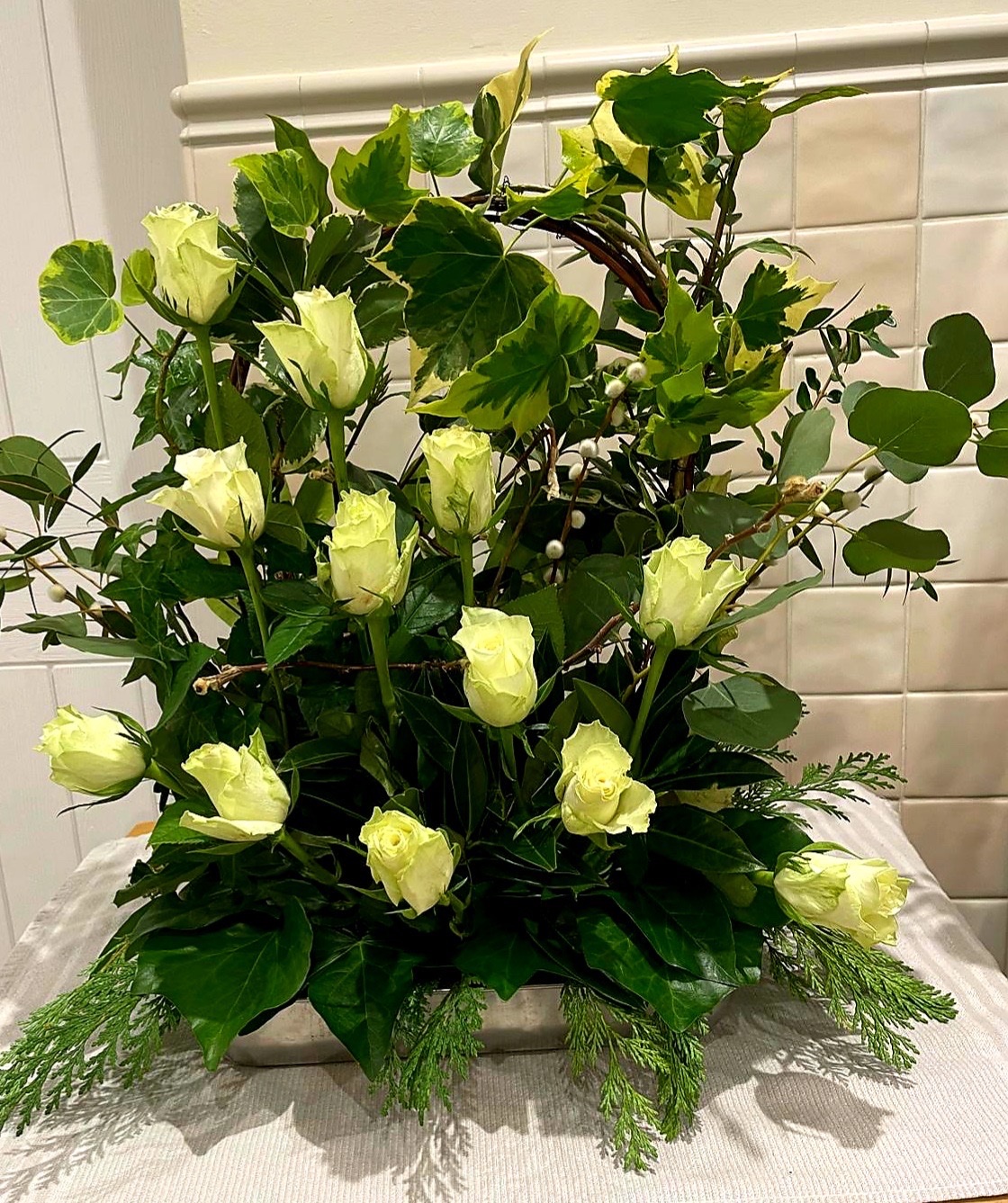 Solve Floral Display jigsaw puzzle online with 42 pieces