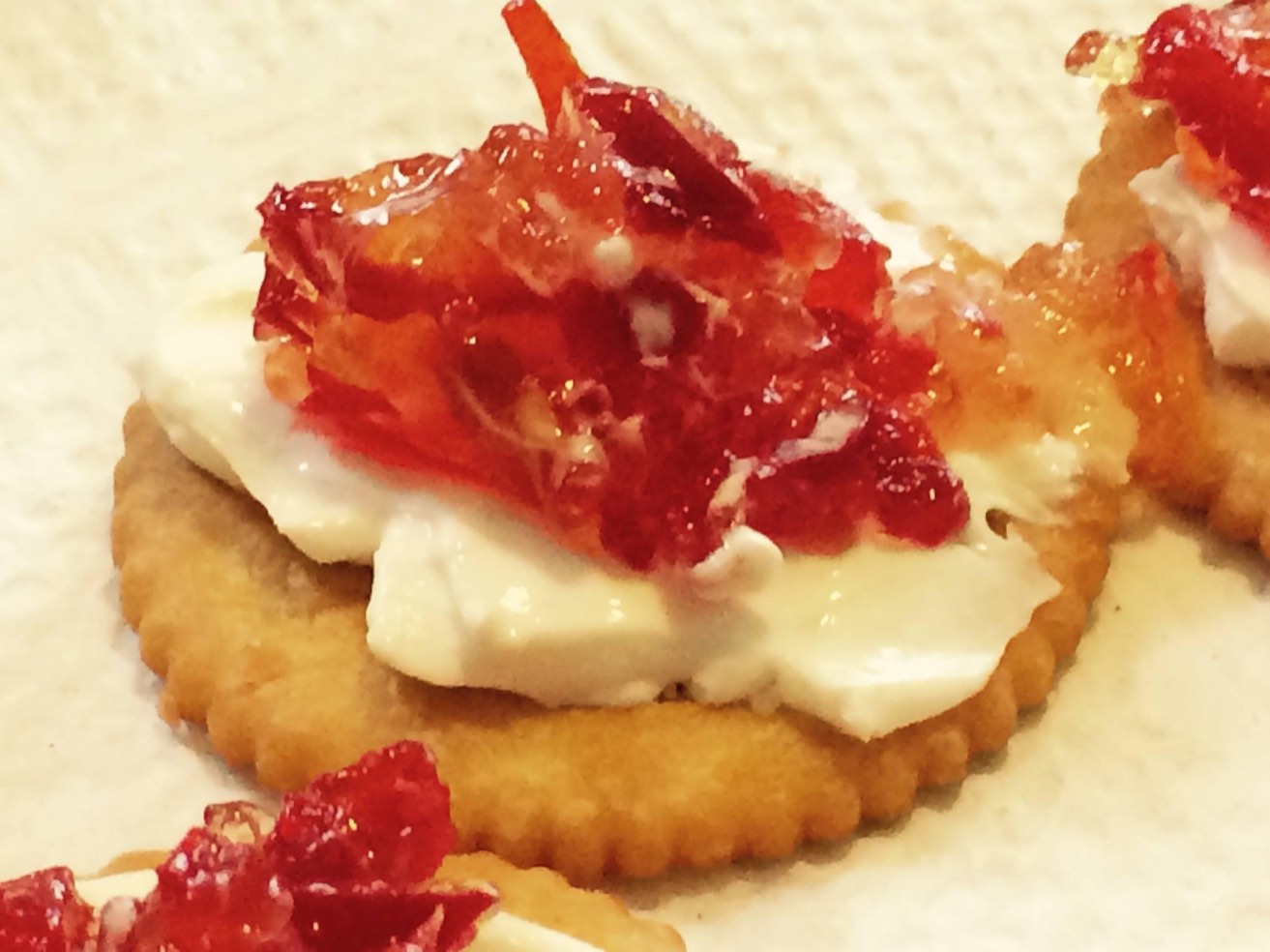 Solve Ritz cracker, cream cheese & red pepper jelly jigsaw puzzle ...