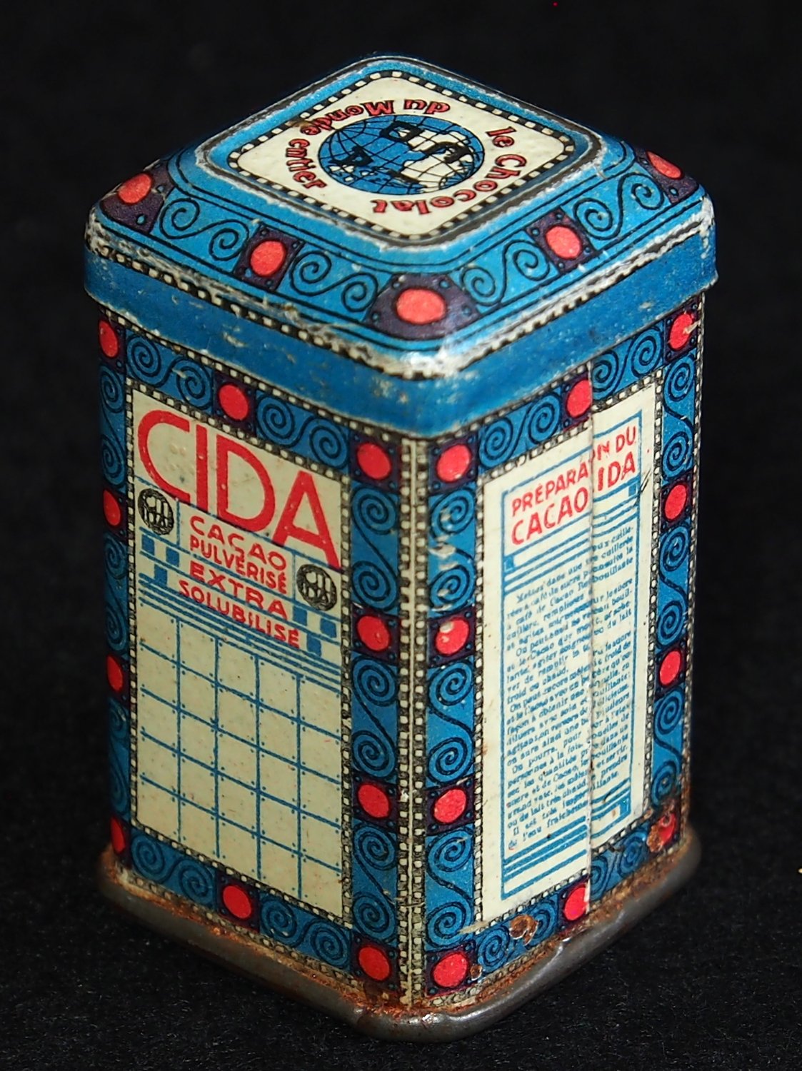 Solve p-Cida_cacao_pulverise,_blauw_blikje,_foto7 jigsaw puzzle online ...