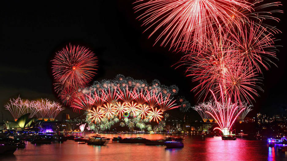 Solve Happy New Year jigsaw puzzle online with 15 pieces