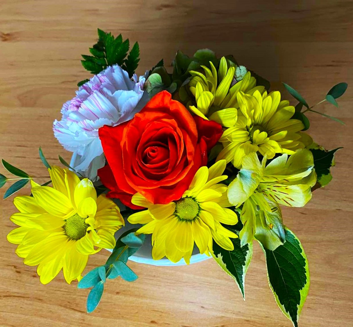 Solve Flowers jigsaw puzzle online with 9 pieces