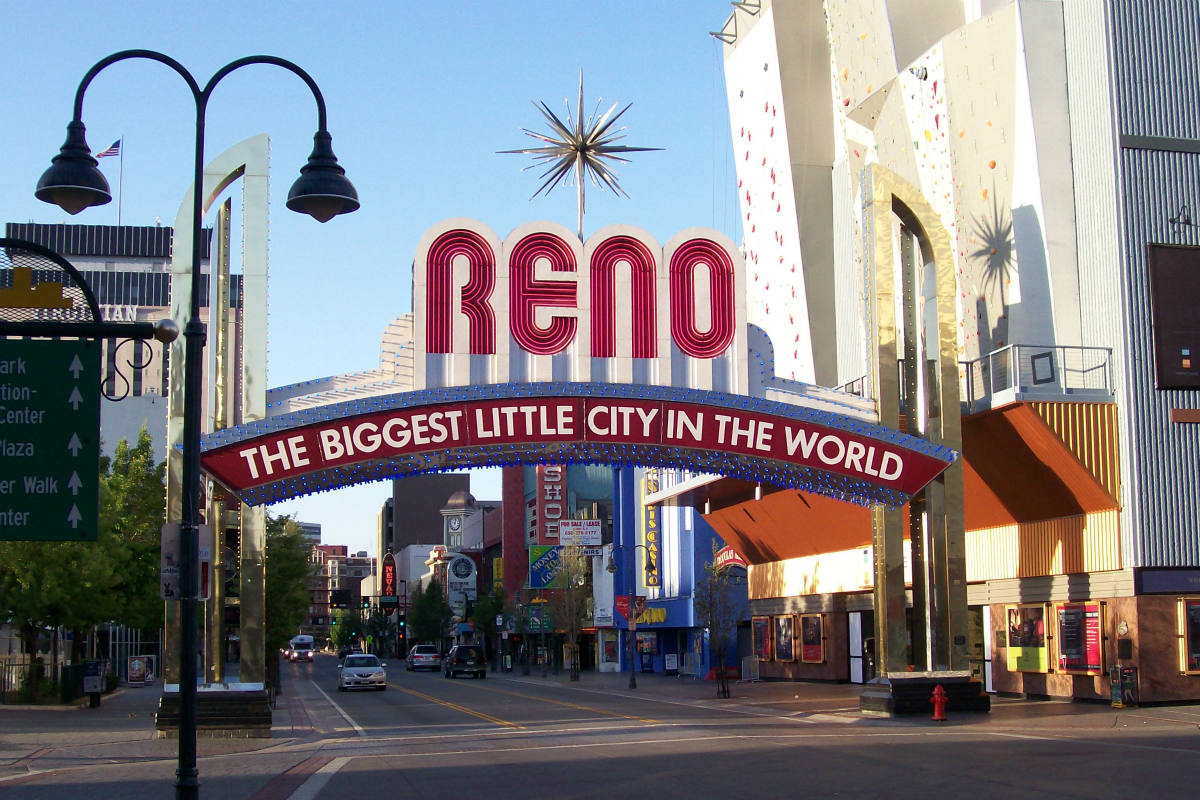 Solve Reno! jigsaw puzzle online with 96 pieces