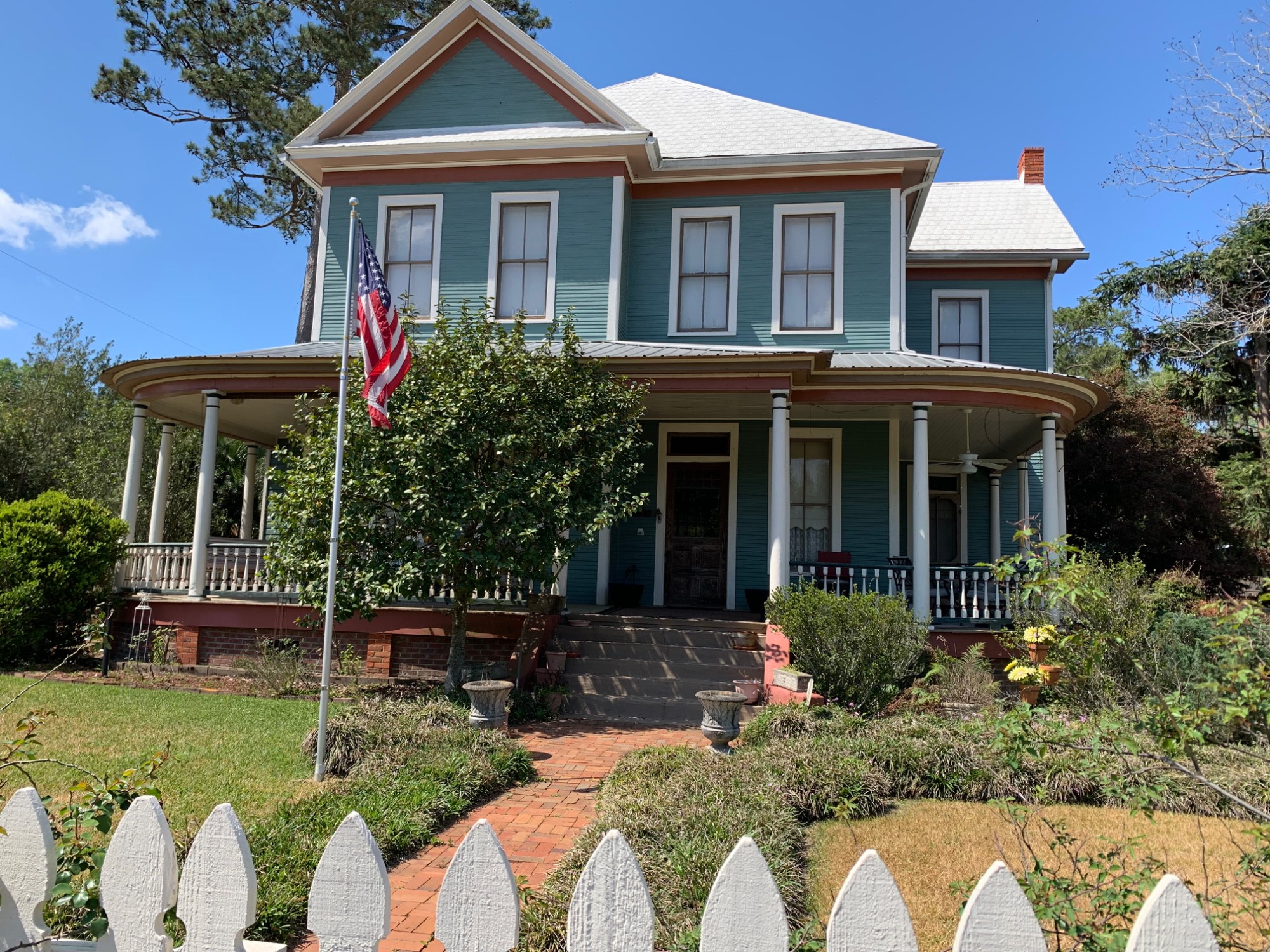 Solve Bainbridge Georgia C4 jigsaw puzzle online with 594 pieces