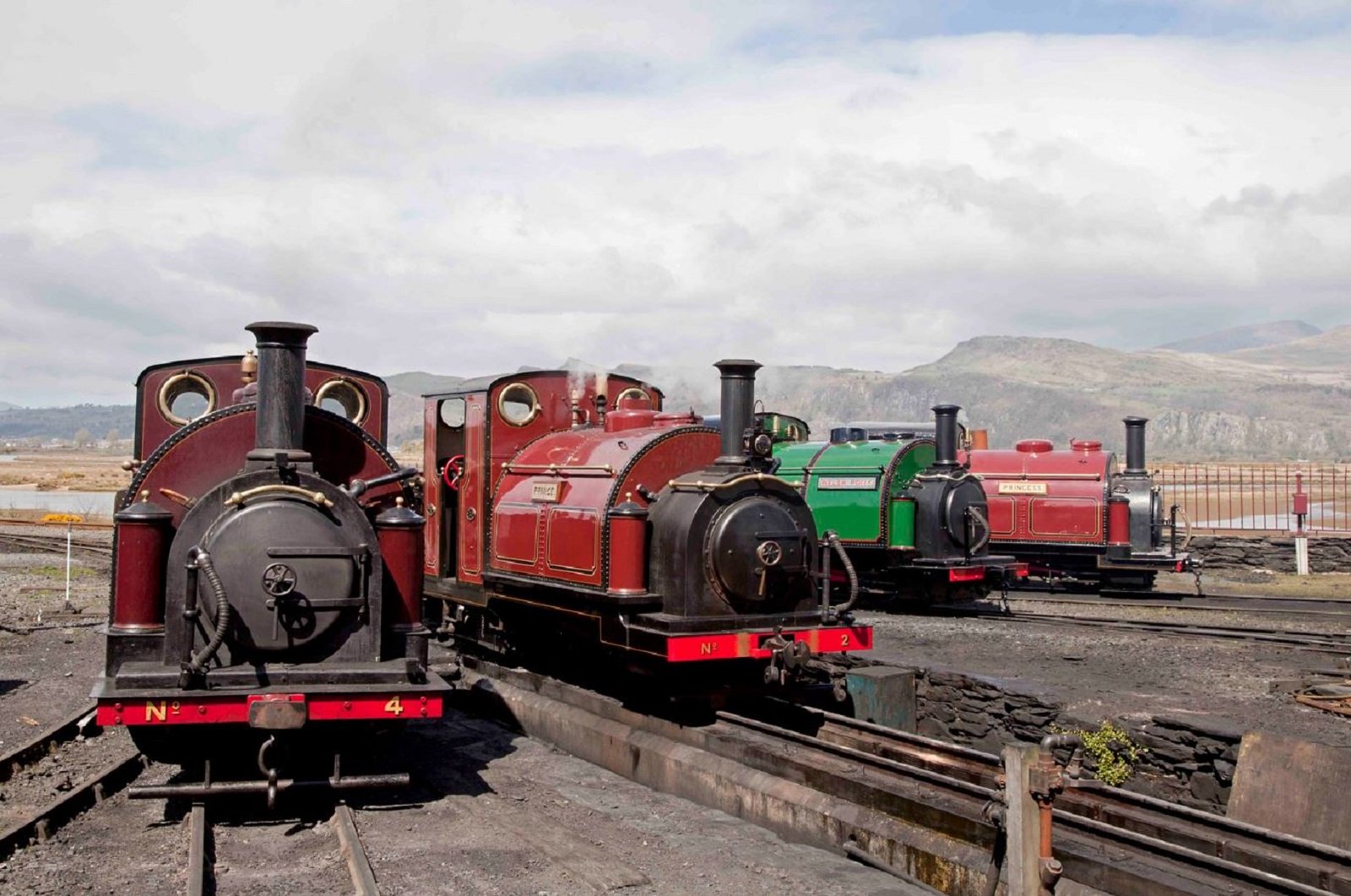 Solve Palmerston, Prince, Welsh Pony and Princess at Boston Lodge ...