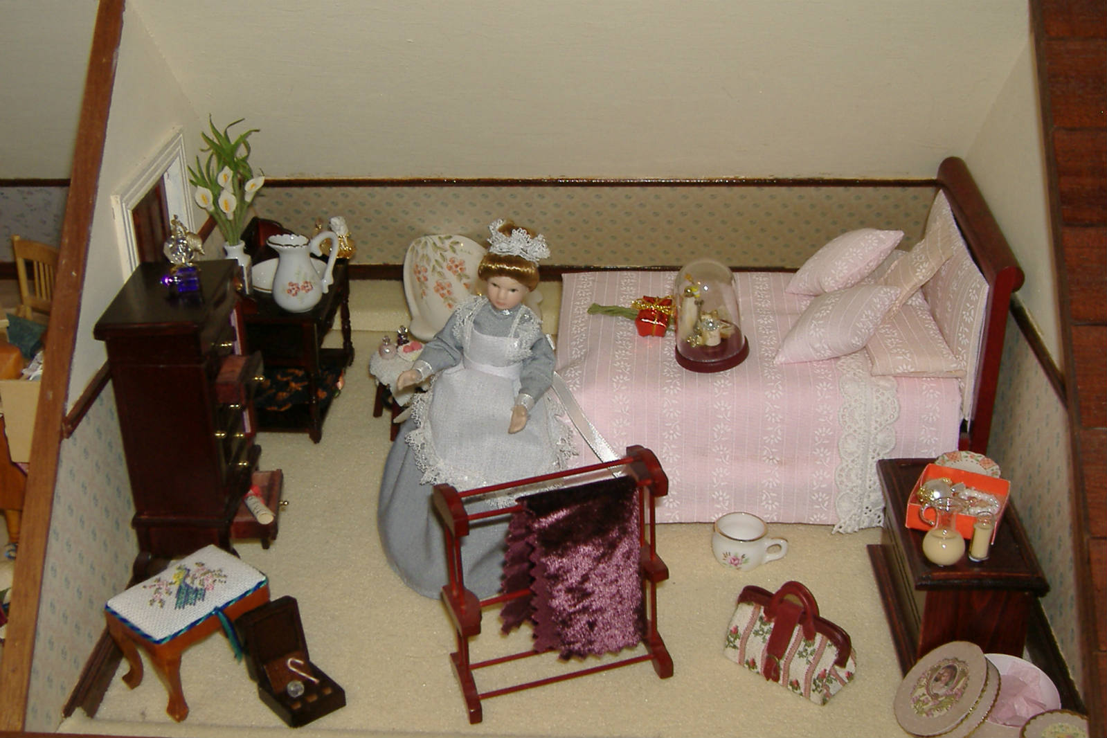 Solve Dolls House - Victorian Dress Shop - Sarah's Boutique - Bedroom ...