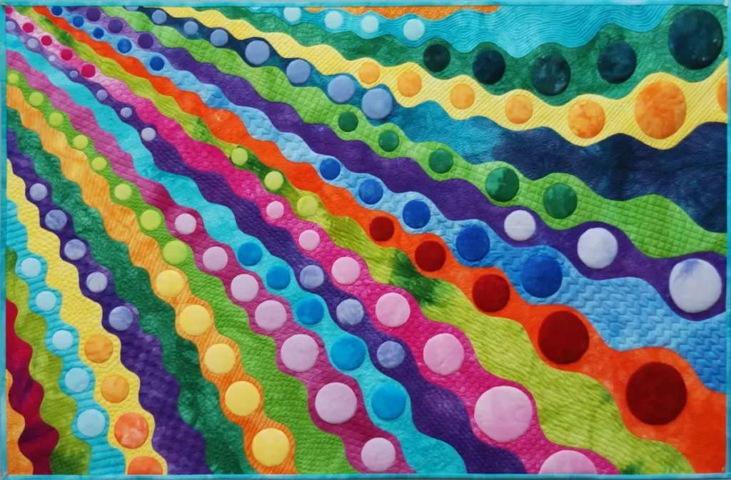 Solve Lircles by Susan Garrity jigsaw puzzle online with 204 pieces
