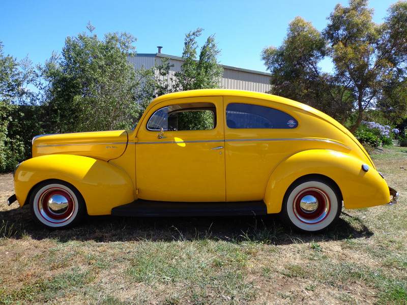 Solve Australian sloper jigsaw puzzle online with 130 pieces