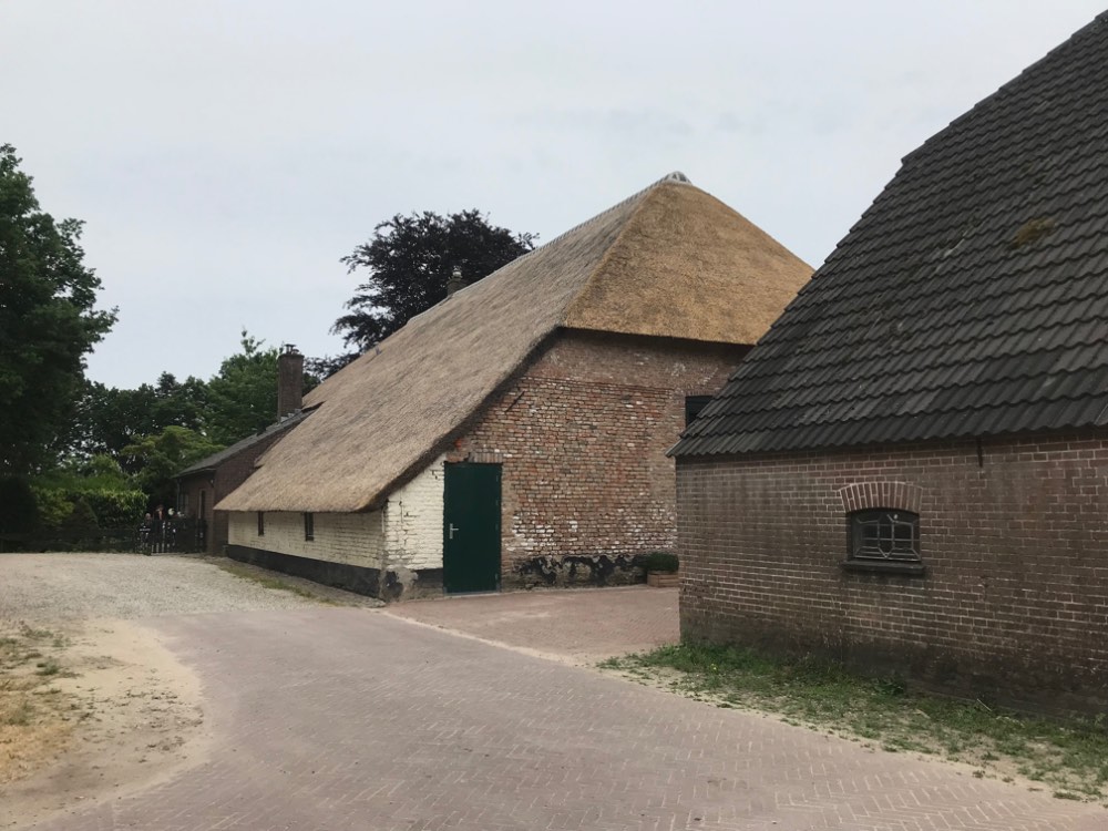 Solve 2390 Landgoed Mariënwaerdt Beesd Netherlands jigsaw puzzle online ...