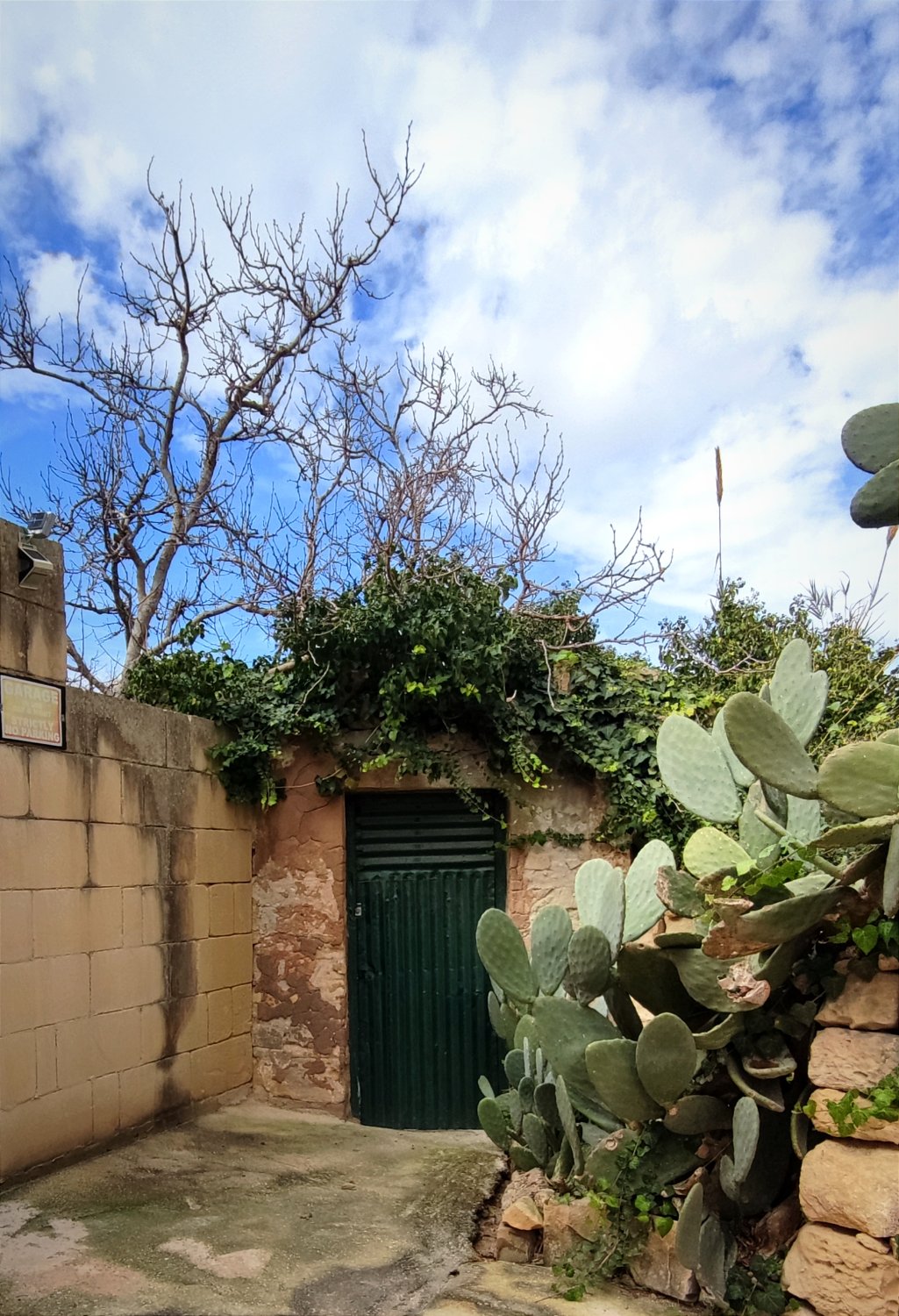 Solve Old Village Core, Għargħur, Malta jigsaw puzzle online with 54 pieces