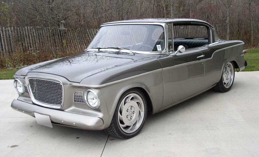 Solve 1960 Studebaker Lark compact car jigsaw puzzle online with 84 pieces