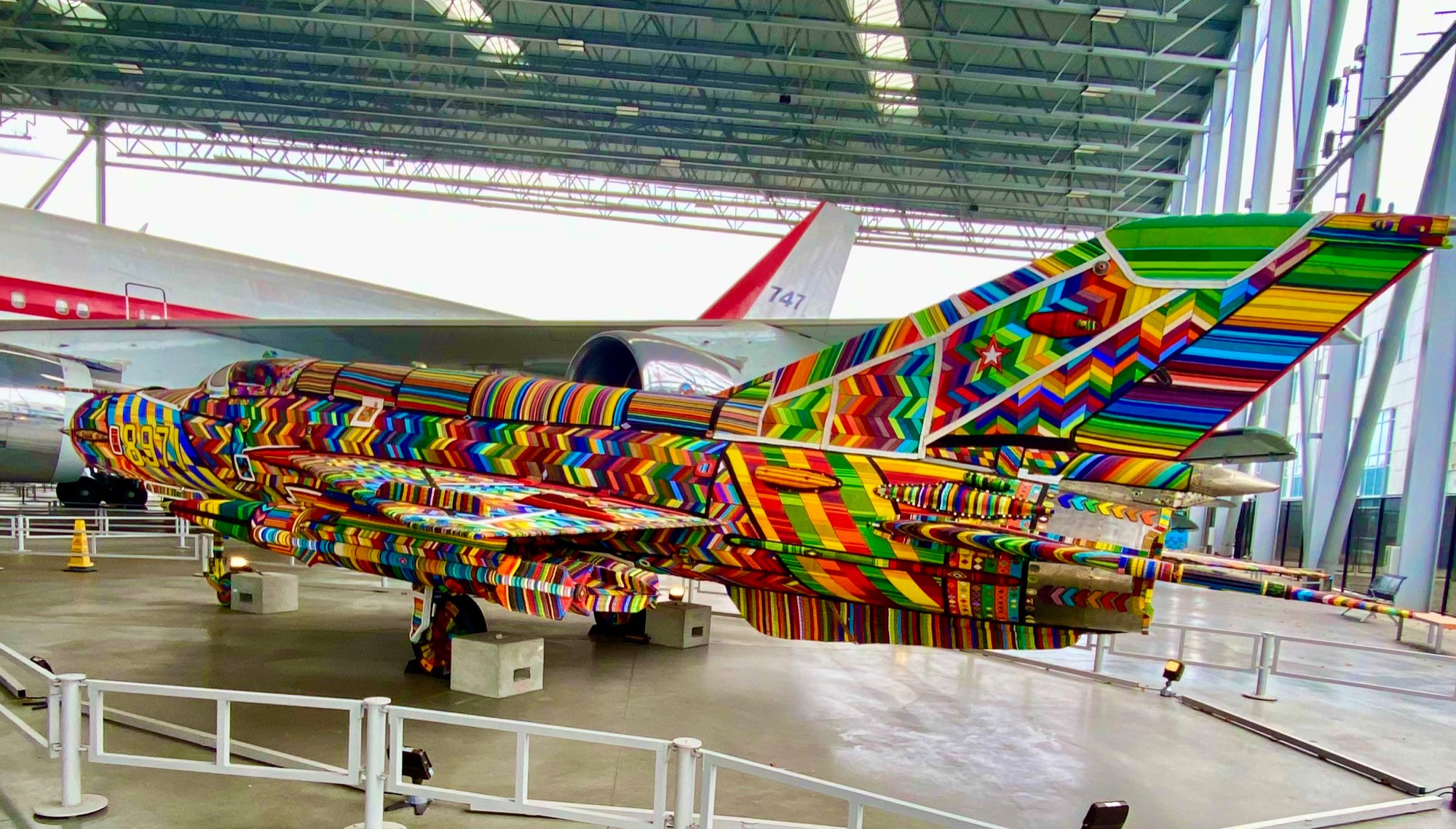Solve Ralph Ziman's Beaded Mig-21 Art project jigsaw puzzle online with ...