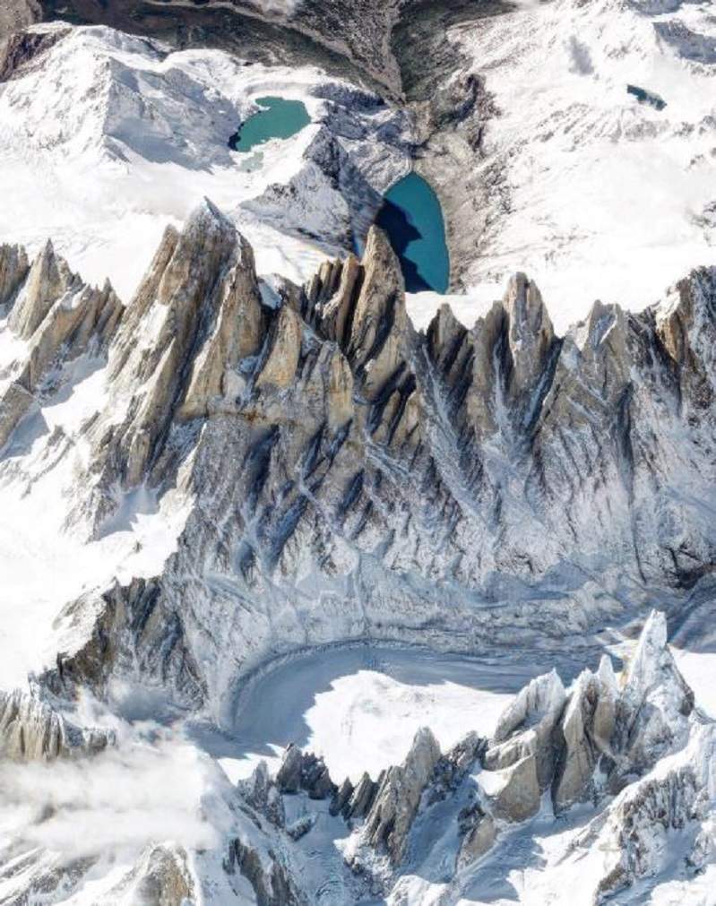 Solve "Monte Fitz Roy" - Satellite View jigsaw puzzle online with 42 pieces