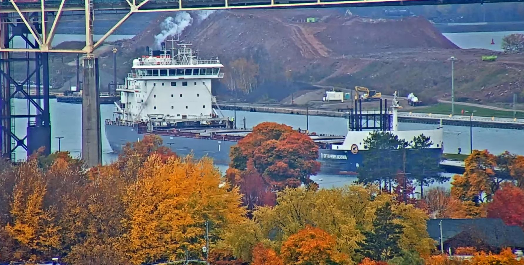 Solve Capt Henry Jackman & Fall Colors jigsaw puzzle online with 66 pieces