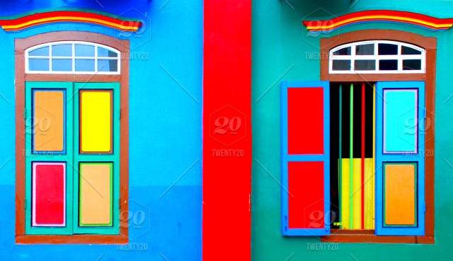 Solve BEAUTIFUL WINDOW jigsaw puzzle online with 60 pieces