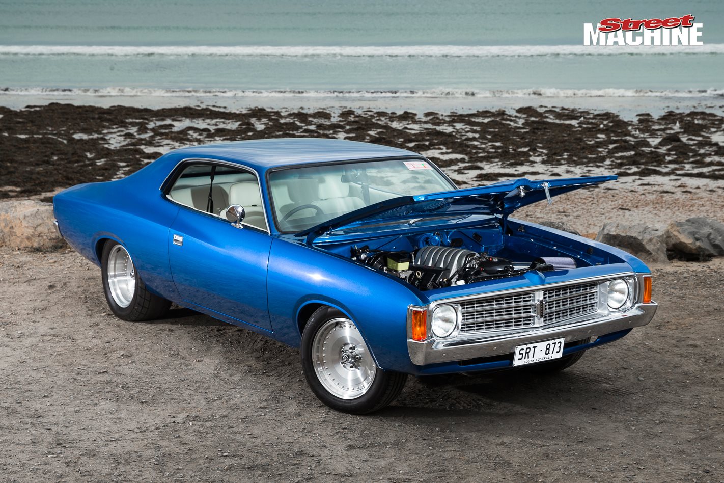 Solve Chrysler Valiant Hardtop Hemi_02 jigsaw puzzle online with 368 pieces