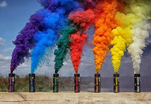 Solve Colored Smoke Bombs jigsaw puzzle online with 24 pieces