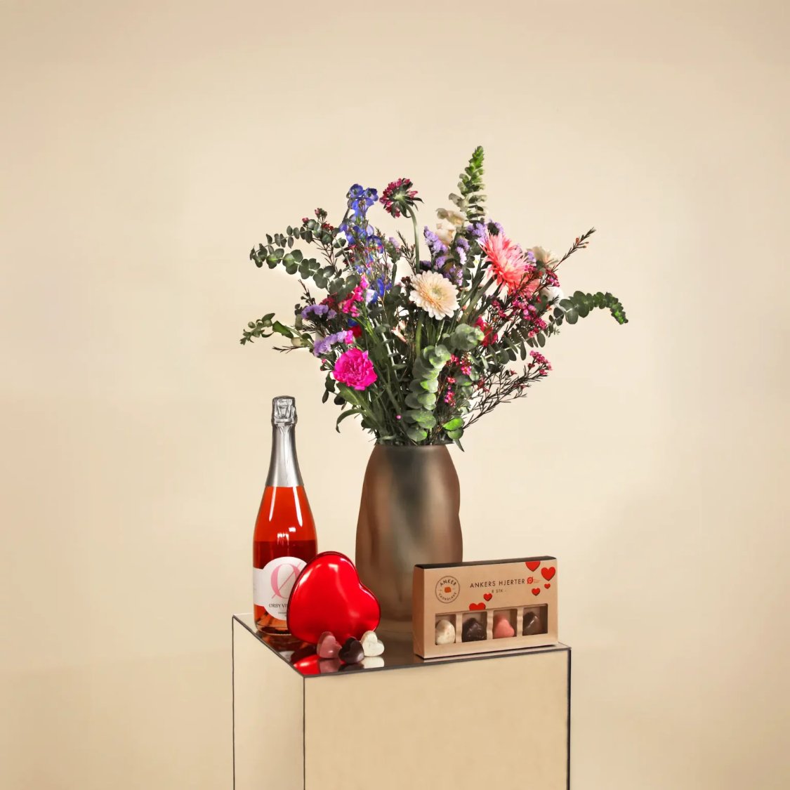 Solve Flowers for today :-) jigsaw puzzle online with 25 pieces