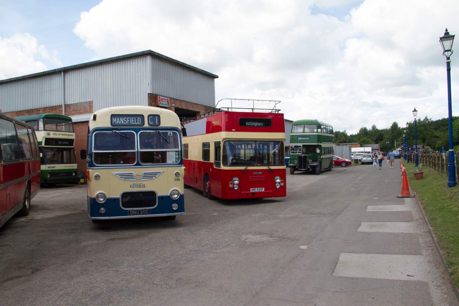 Solve Nottingham Area Bus Society 04-06-2017 Bus Garage Forecourt 01 ...