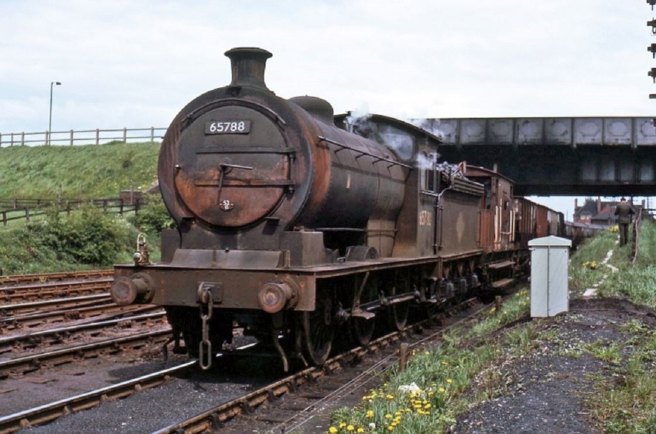 Solve NER Class J27 0-6-0 65788 at Billingham, 1965. jigsaw puzzle ...