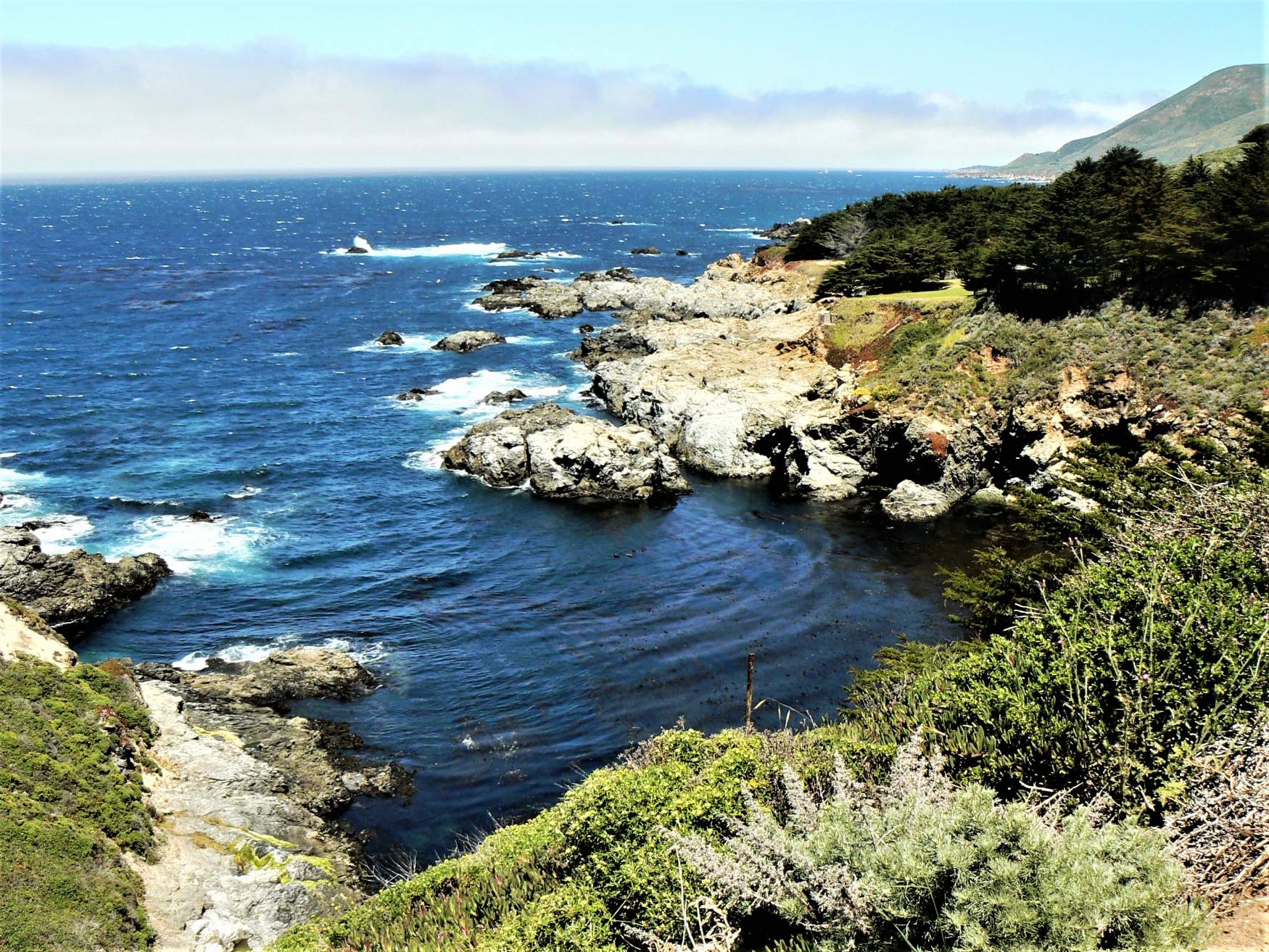 Solve Along Highway 1, California jigsaw puzzle online with 154 pieces