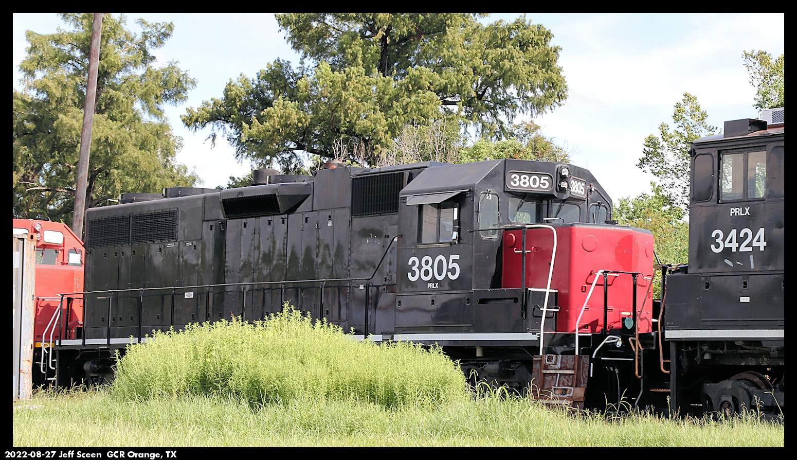 Solve PRLX 3805 rebuild and repaint jigsaw puzzle online with 91 pieces