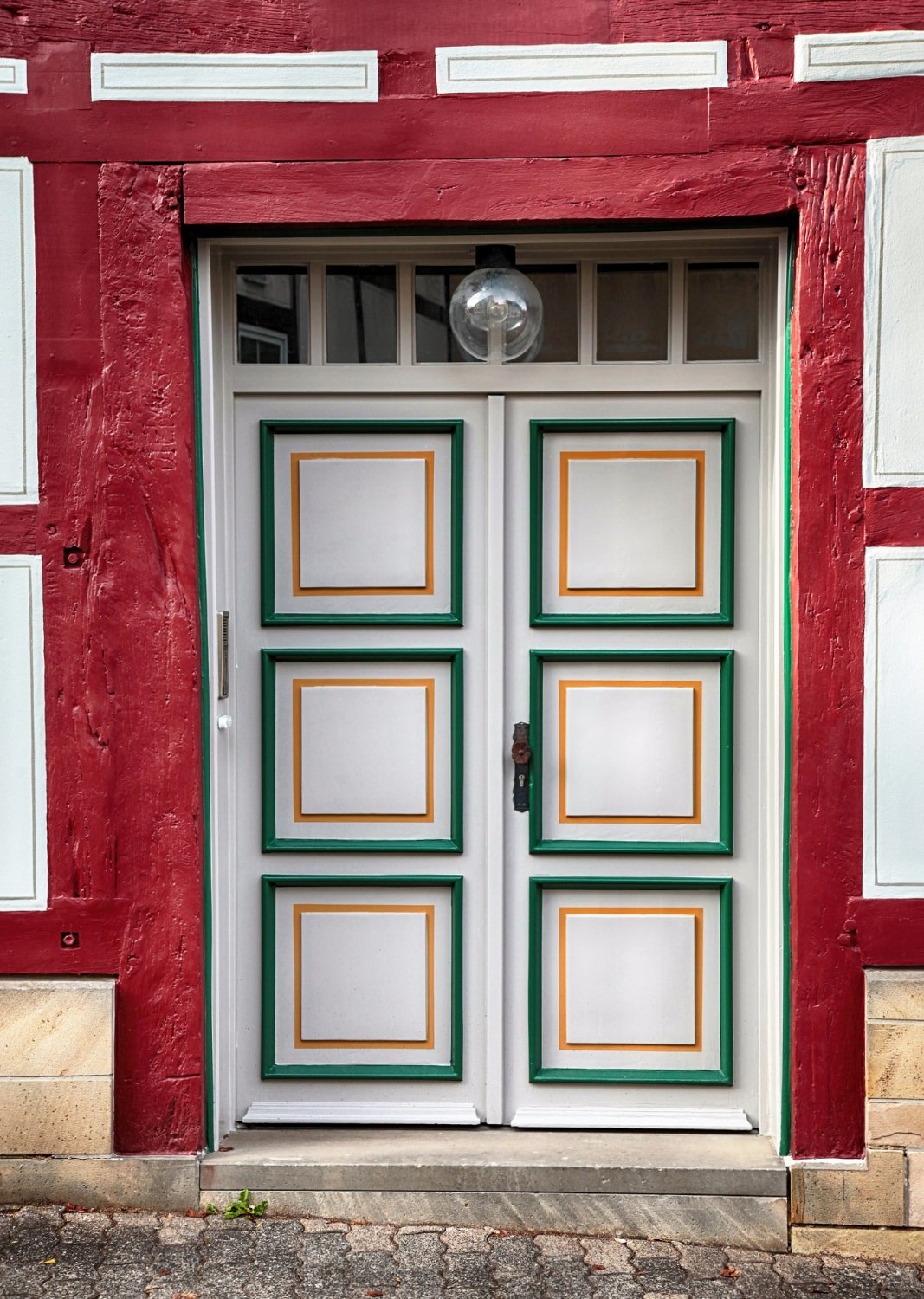 Solve Front Door, resizable12 to 475 pieces jigsaw puzzle online with ...